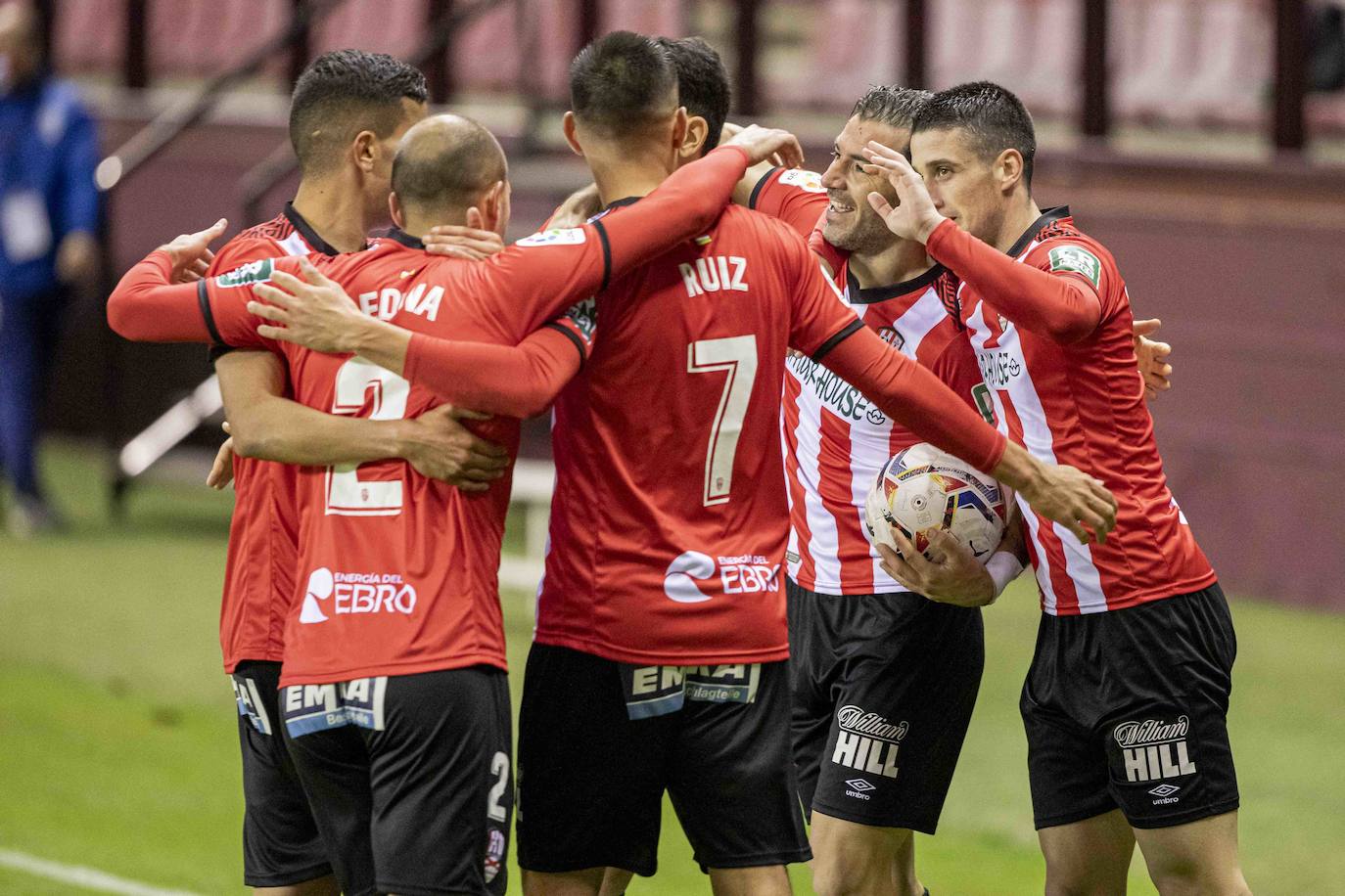 Fotos: Las imágenes del UD Logroñés-Deportiva | leonoticias